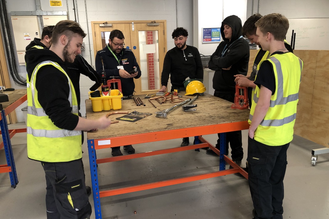 Monument Tools visits gas assessment centre | Heating & Plumbing ...