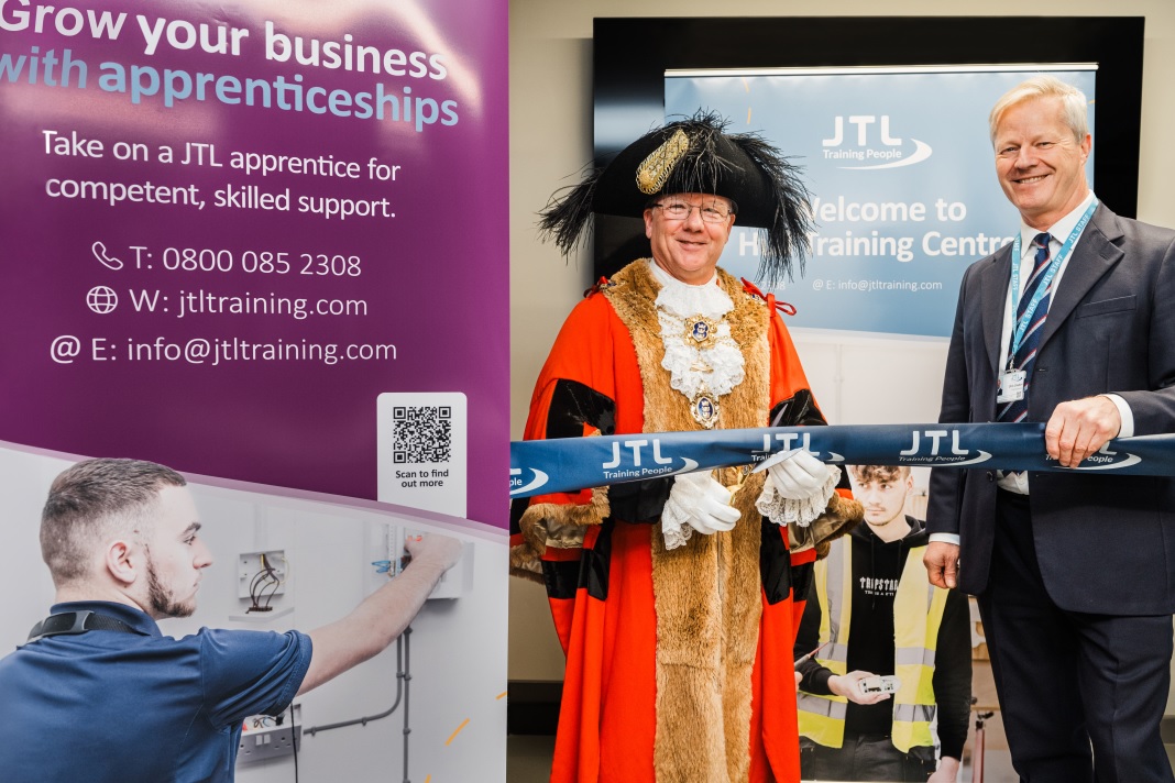 Mayor of Hull opens JTL’s newest training centre | Heating & Plumbing ...