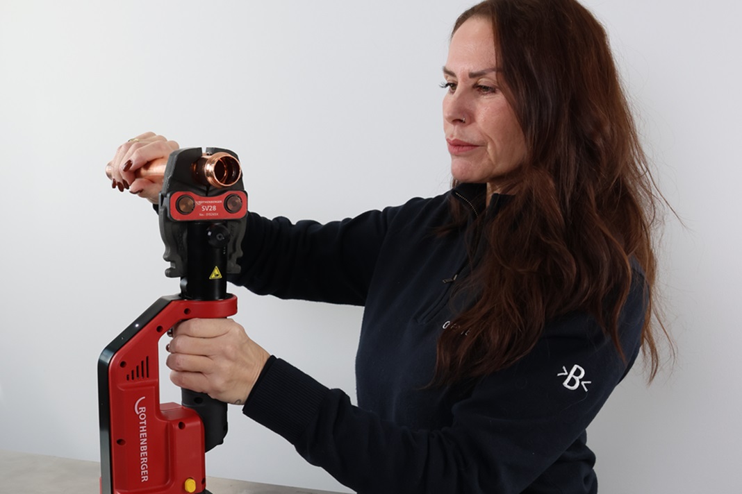 Conex Bänninger promotes ‘press-fit’ to apprentices | Heating ...